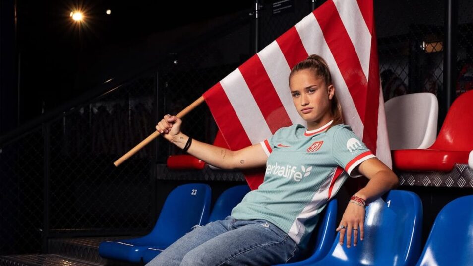 Centenario agridulce para Andrea Medina - Artículo 14