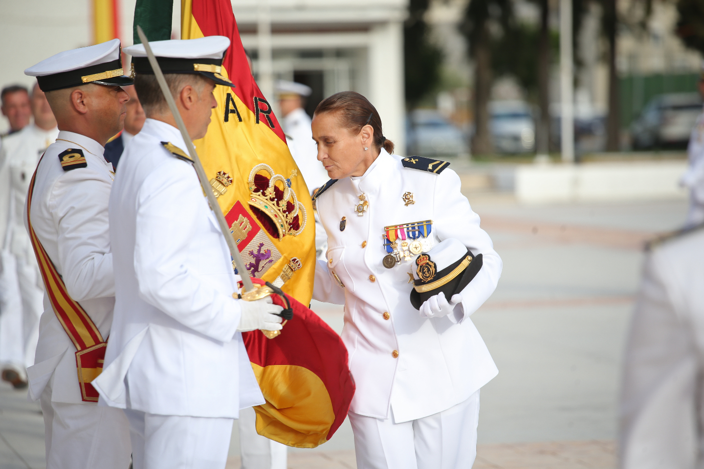 La historia de la primera suboficial y subteniente de la Armada de ...